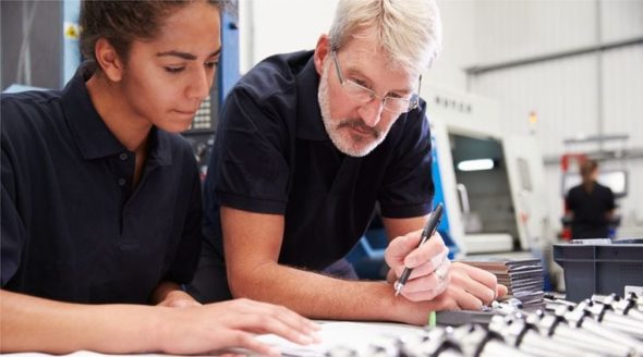 Effective Manufacturing Training with Print On Demand